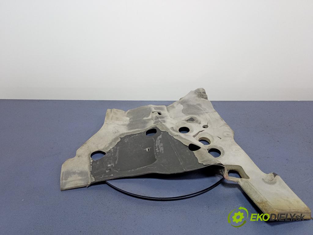 Mercedes S-klasa 2019 zvuková izolace 2226820902 | EkoDily.cz