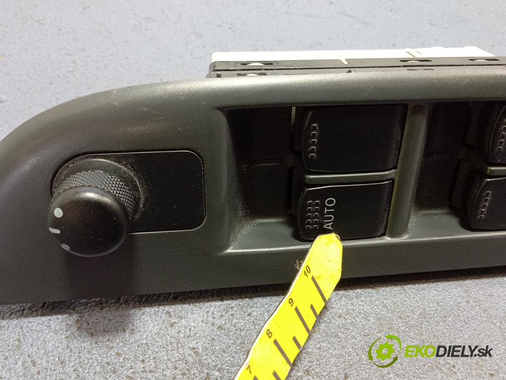 Suzuki Swift 2008 Přepínač Sklenka: 01 | EkoDily.cz