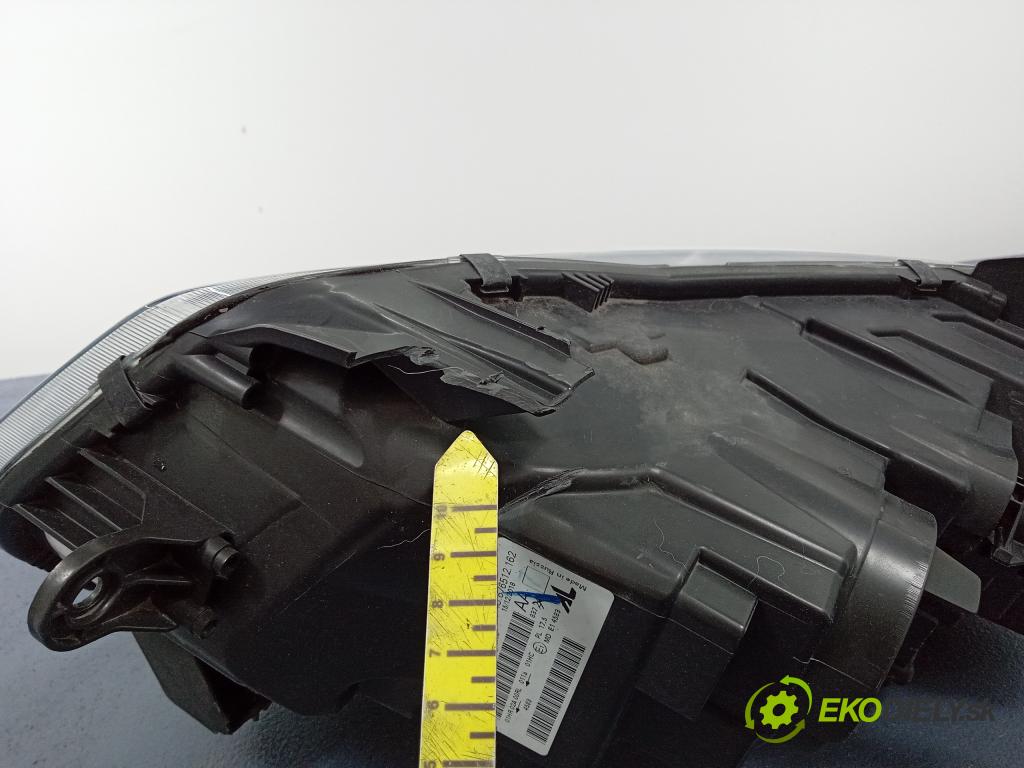 Dacia Duster 2019 Reflektor: v pravo: 260101133R | EkoDiely.sk