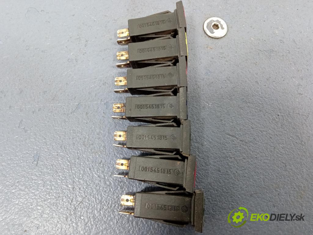 Mercedes T1 1993 Přístrojová deska 0015451815 | EkoDily.cz