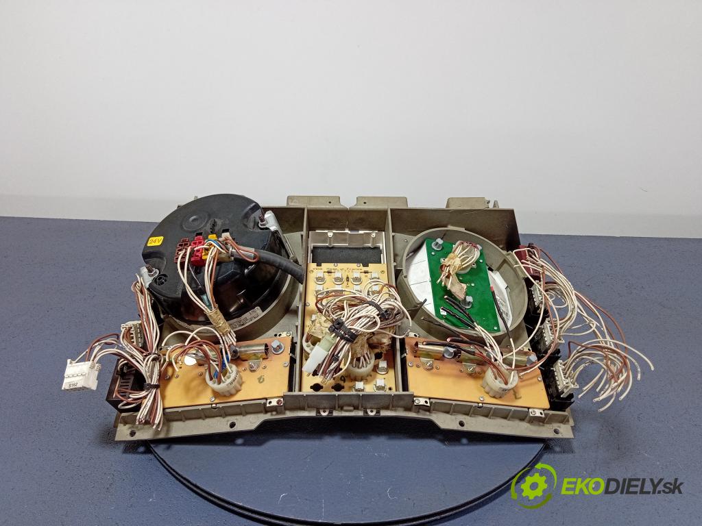 Man Fe 26.310 2003 prístrojovka/ budíky 81272026080 | EkoDiely.sk