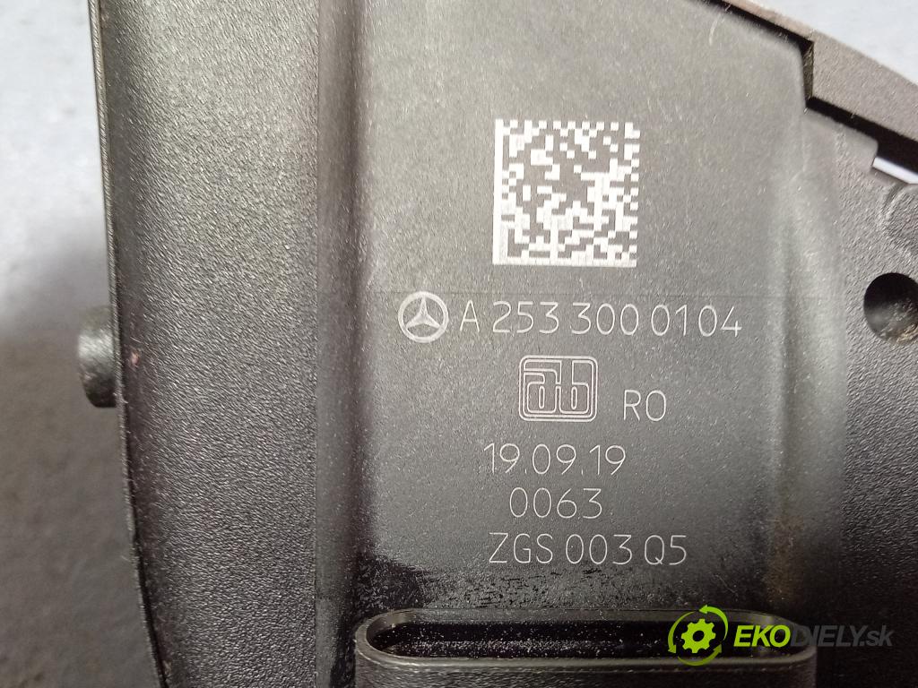 Mercedes GLC-Klasa 2019 pedal Plyn: A2533000104 | EkoDiely.sk