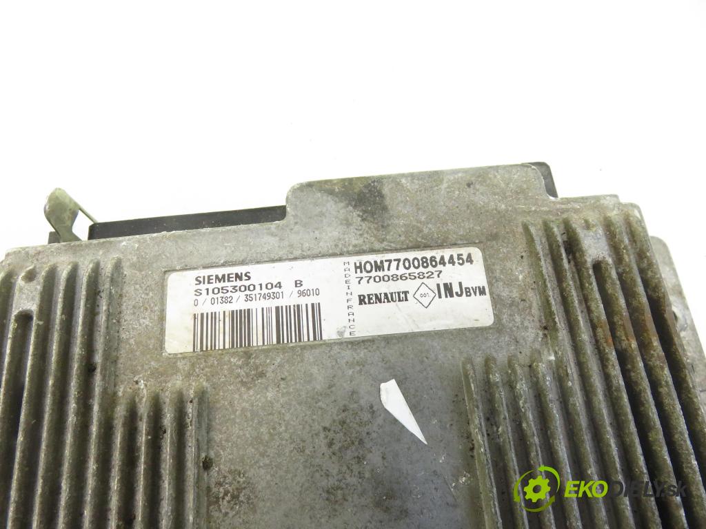 RENAULT MEGANE Scenic (JA0/1_) MINIVAN 1997 66,00 1.6 e (JA0F) - K7M 702 1598,00 řídící jednotka ...